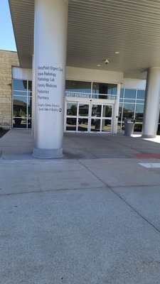 UNITY POINT CLINIC URGENT CARE - Updated July 2025 - 3625 N Ankeny Blvd ...