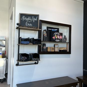 LOCAL BOY SUSHI - Updated July 2024 - 52 Photos & 33 Reviews - 609 ...