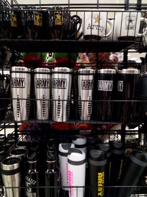 POST EXCHANGE - Updated December 2025 - 31 Photos - 2210 Trooper Dr ...