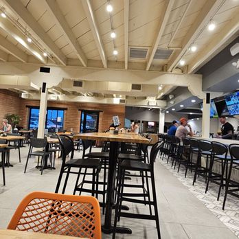 SEIS KITCHEN - Updated October 2025 - 45 Photos & 28 Reviews - 6530 E ...