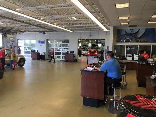 EDWARDS CHRYSLER DODGE JEEP RAM - OMAHA - Updated December 2025 - 23 ...