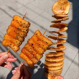 DEN DEN KOREAN FRIED CHICKEN - 745 Photos & 463 Reviews - 182 Angell St ...