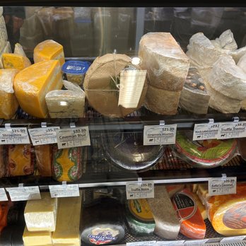 THE CHEESEMONGER’S SHOP - 110 Photos & 201 Reviews - 819 Front St ...
