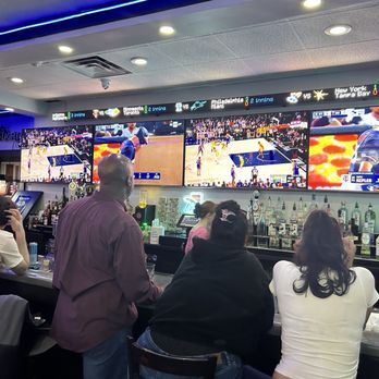 QB’S BAR AND GRILL - Updated January 2026 - 18 Photos & 13 Reviews - 49 ...