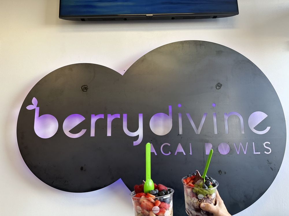 BERRY DIVINE ACAI BOWLS - Updated January 2026 - 51 Photos & 39 Reviews ...