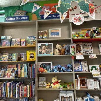 BOOKPEOPLE - Updated July 2025 - 449 Photos & 590 Reviews - 603 N Lamar ...