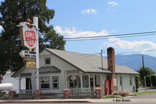 APPLE INN MOTEL & GIFT SHOP - Updated September 2025 - 12 Photos & 28 ...