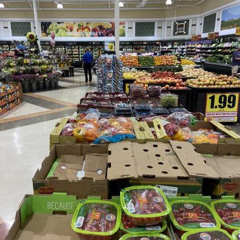 HARRIS TEETER - Updated December 2025 - 39 Photos & 30 Reviews - 1930 W ...