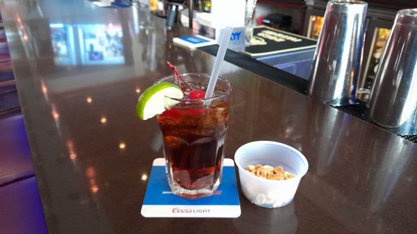 SAM’S CABLE CAR LOUNGE - 510 Photos & 530 Reviews - 222 Powell St, San ...