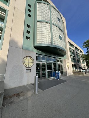 SHIELDS LIBRARY - Updated October 2025 - 67 Photos & 38 Reviews - 100 ...