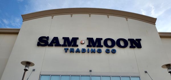 SAM MOON LUGGAGE & GIFTS - Updated December 2025 - 26 Photos & 30 ...