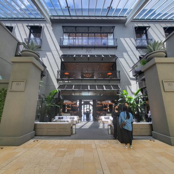 RH TORONTO | THE GALLERY AT YORKDALE - Updated December 2025 - 302 ...