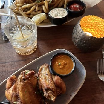 VON’S 1000 SPIRITS - Updated June 2024 - 3895 Photos & 3148 Reviews ...