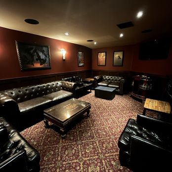 THE RELLIK TAVERN - Updated December 2025 - 308 Photos & 443 Reviews ...