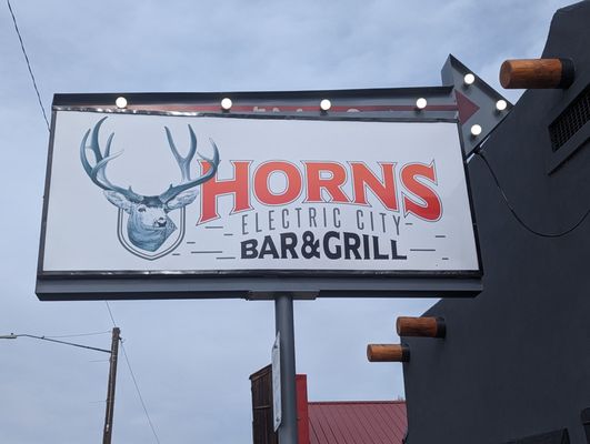 HORN’S ELECTRIC CITY BAR & GRILL - Updated September 2025 - 31 Photos ...