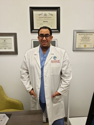 MANHATTAN PODIATRY GROUP : MARK SHAROBEEM, DPM - Updated August 2025 ...