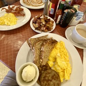 SWEET MAPLE CAFE - 507 Photos & 885 Reviews - 1339 W Taylor St, Chicago ...