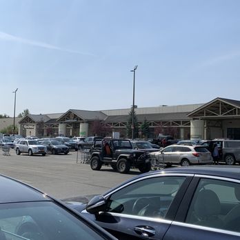 JBER COMMISSARY - Updated December 2025 - 12 Photos & 16 Reviews - 5800 ...