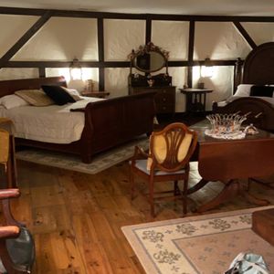 THE COAL HOUSE LODGE - Updated June 2025 - 38 Photos - 201 Welt St ...