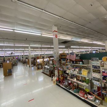 MAUMEE ANTIQUE MALL - Updated November 2025 - 58 Reviews & 90 Photos ...