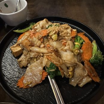 KINDEE THAI - Updated December 2025 - 185 Photos & 327 Reviews - 6700 ...