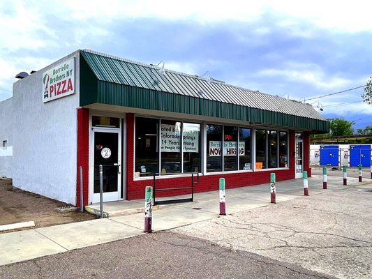 BORRIELLO BROTHERS PIZZA - Updated December 2025 - 67 Photos & 202 ...