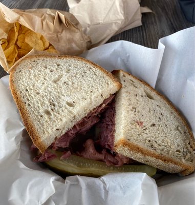 THE CORNED BEEF FACTORY - Updated July 2024 - 47 Photos & 42 Reviews ...