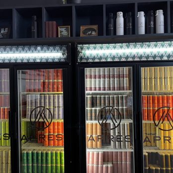 APRÈS - Updated January 2025 - 132 Photos & 46 Reviews - 148 Anderson ...