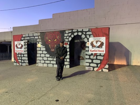 DRAGONS HOUSE OF HORROR - 23 Photos & 11 Reviews 【405 Central Ave NW ...