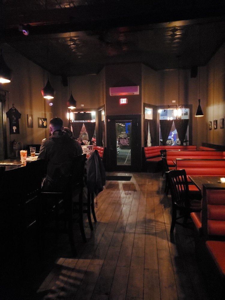 NO FUN BAR - 10 Photos & 17 Reviews - 1709 SE Hawthorne Blvd, Portland ...