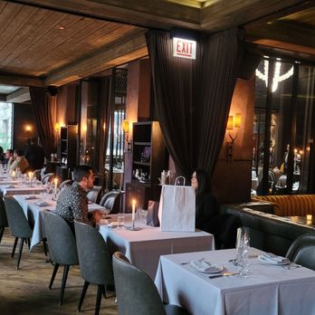 MAPLE & ASH - 3868 Photos & 2176 Reviews - 8 W Maple St, Chicago ...