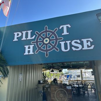 THE PILOT HOUSE - Updated July 2024 - 104 Photos & 36 Reviews - 4909 NW ...