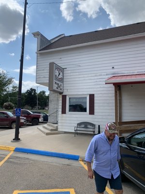 RUSTY ROOSTER - Updated October 2025 - 11 Photos & 11 Reviews - 411 2nd ...