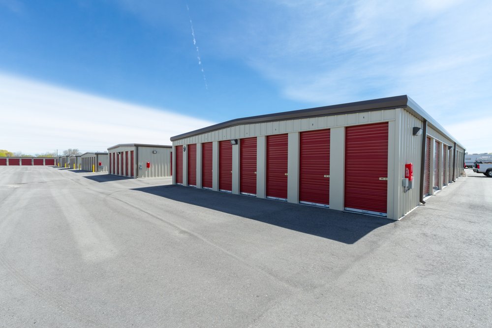 KUNA CAVES STORAGE - Updated August 2025 - 1795 W Deer Flat Rd, Kuna ...