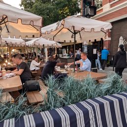 AU CHEVAL - Updated July 2025 - 10021 Photos & 9286 Reviews - 800 W ...