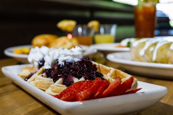 BLUE 32 SPORTS GRILL - 186 Photos & 355 Reviews - 6348 S Higley Rd ...