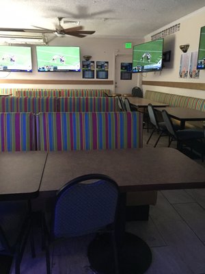 ALOHA LOUNGE - 27 Photos & 23 Reviews - Lounges - 3435 Waialae Av ...