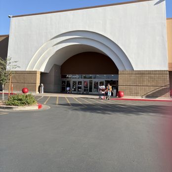 TARGET - Updated November 2025 - 143 Photos & 116 Reviews - 15444 N ...