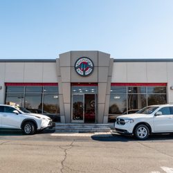 WALLINGFORD AUTO PARK - 22 Photos & 45 Reviews - 485 N Colony St ...