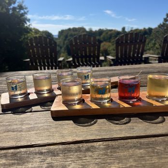 SUTTONS BAY CIDERS - Updated January 2026 - 242 Photos & 117 Reviews ...