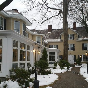 THE VILLAGE INN - Updated December 2025 - 16 Photos & 18 Reviews - 16 ...