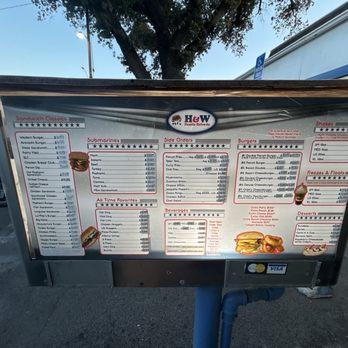 H & W DRIVE IN - Updated December 2025 - 204 Photos & 545 Reviews - 121 ...