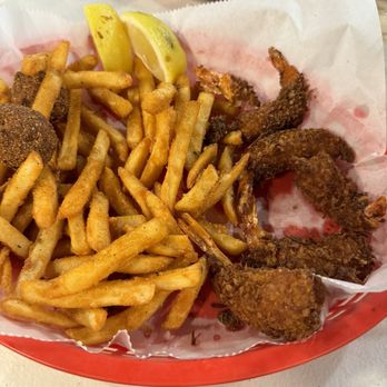 COMAL CRAWFISH COMPANY - Updated March 2025 - 94 Photos & 200 Reviews ...