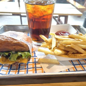 SUPER DUPER BURGERS - Updated January 2025 - 975 Photos & Average of 3. ...