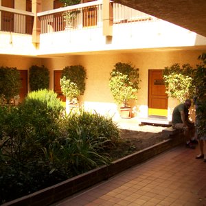 MARY OLENDER, MD - Updated April 2025 - 49 Reviews - 23101 Sherman Pl ...