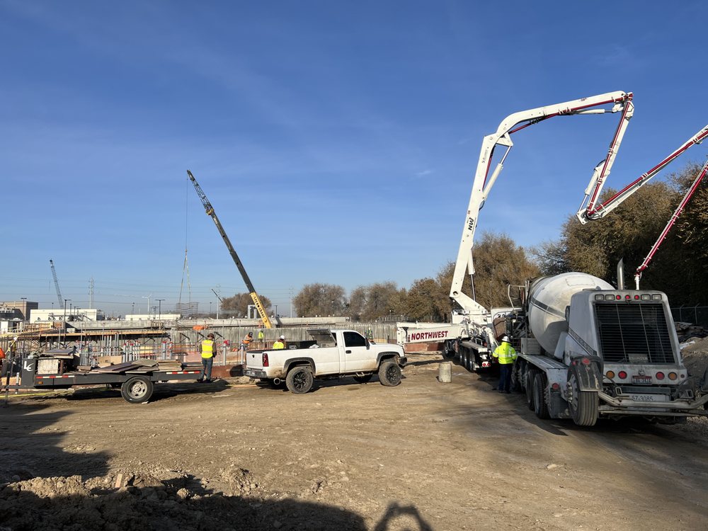 TRIPLE H CONSTRUCTION - Request a Quote - 14 Photos - 16942 Elsinore ...