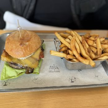 BLUEBIRD KITCHEN - Updated October 2025 - 355 Photos & 219 Reviews ...