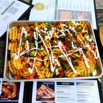 BOONEDOGS - Updated July 2025 - 232 Photos & 120 Reviews - 5902 Old ...