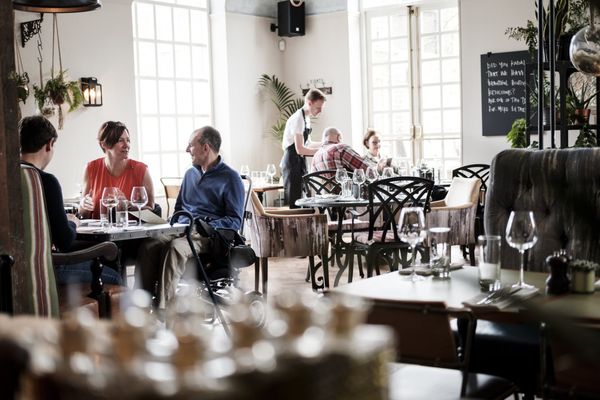 THE HALF MOON - Updated November 2025 - 25 Photos & 30 Reviews - 10 ...