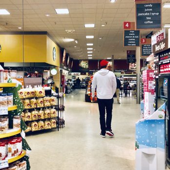 VONS - Updated December 2025 - 45 Photos & 102 Reviews - 40044 Hwy 49 ...